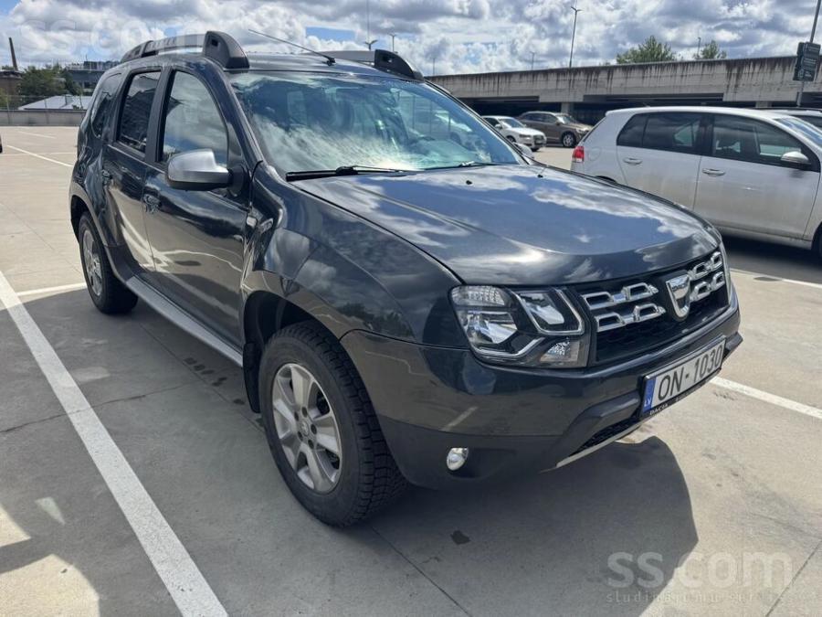 Melns Dacia Duster 2016 Rīga, ar dzinēja tilpumu 1.50 L un nobraukumu 120 tūkst. km par 7300 €, foto 4 vietnē AUTOMOTO.COM.LV