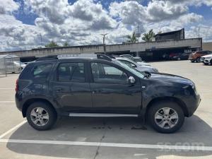 Melns Dacia Duster 2016 Rīga, ar dzinēja tilpumu 1.50 L un nobraukumu 120 tūkst. km par 7300 €, foto 5 vietnē AUTOMOTO.COM.LV
