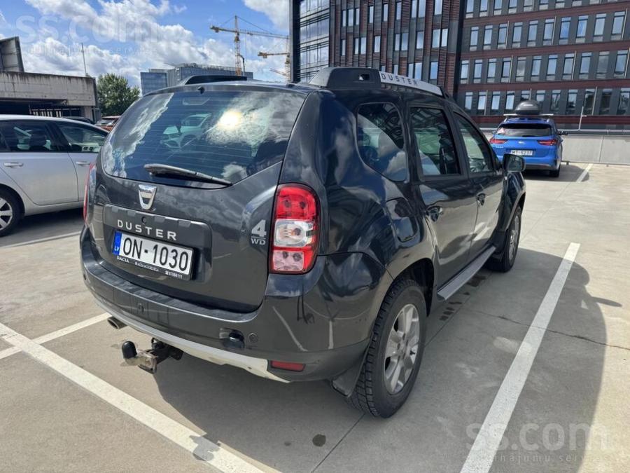 Melns Dacia Duster 2016 Rīga, ar dzinēja tilpumu 1.50 L un nobraukumu 120 tūkst. km par 7300 €, foto 6 vietnē AUTOMOTO.COM.LV