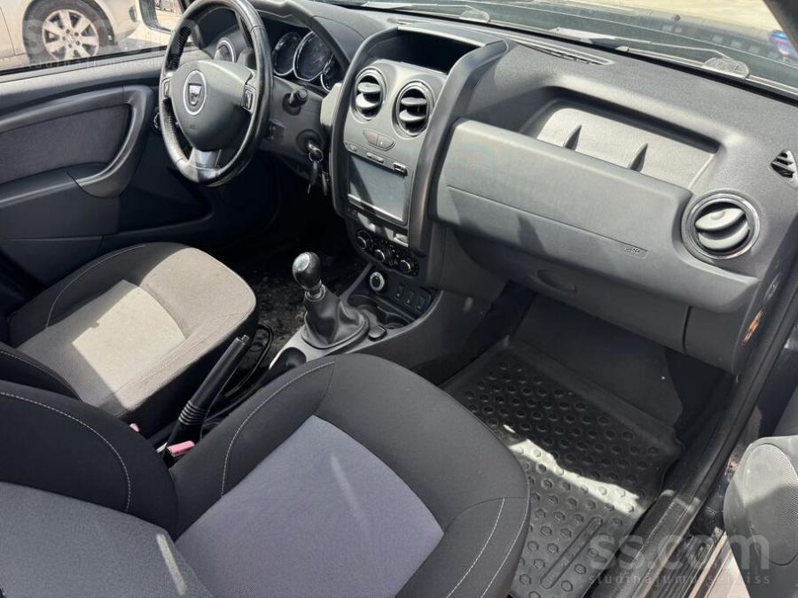 Melns Dacia Duster 2016 Rīga, ar dzinēja tilpumu 1.50 L un nobraukumu 120 tūkst. km par 7300 €, foto 13 vietnē AUTOMOTO.COM.LV
