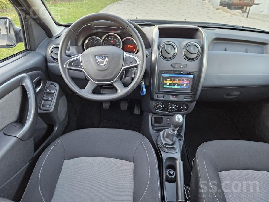 Melns Dacia Duster 2017 Ogre, ar dzinēja tilpumu 1.50 L un nobraukumu 6 tūkst. km par 11600 €, foto 12 vietnē AUTOMOTO.COM.LV