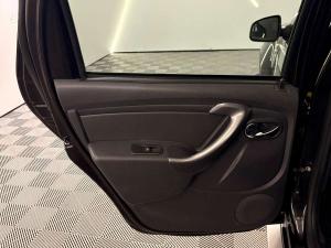Melns Dacia Duster 2017 Marijampole, ar dzinēja tilpumu 1.20 L un nobraukumu 94 tūkst. km par 7999 €, foto 5 vietnē AUTOMOTO.COM.LV