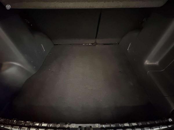 Black Dacia Duster 2017 in Marijampole, with an engine capacity of 1.20 L and mileage of 94 thousand km for 7999 €, photo 8 on AUTOMOTO.COM.LV