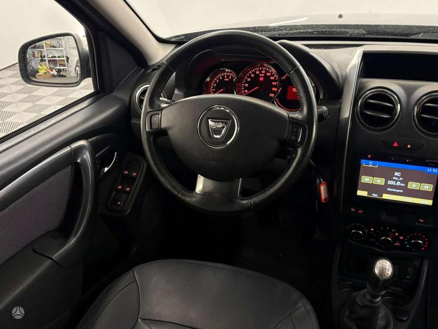 Melns Dacia Duster 2017 Marijampole, ar dzinēja tilpumu 1.20 L un nobraukumu 94 tūkst. km par 7999 €, foto 12 vietnē AUTOMOTO.COM.LV