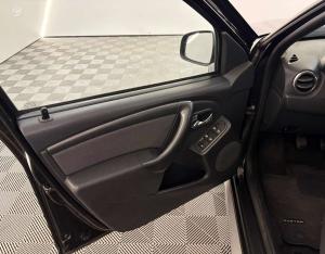 Melns Dacia Duster 2017 Marijampole, ar dzinēja tilpumu 1.20 L un nobraukumu 94 tūkst. km par 7999 €, foto 16 vietnē AUTOMOTO.COM.LV