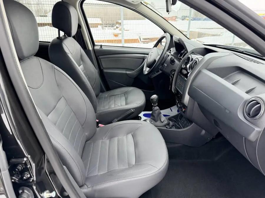 Melns Dacia Duster 2017 Rīga, ar dzinēja tilpumu 1.50 L un nobraukumu 199 tūkst. km par 6995 €, foto 13 vietnē AUTOMOTO.COM.LV