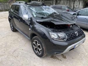 Черный Дачия Duster 2017 в Таураге, объемом двигателя 1.46 л и пробегом 146 тыс. км за 3800 €, фото  на AUTOMOTO.COM.LV