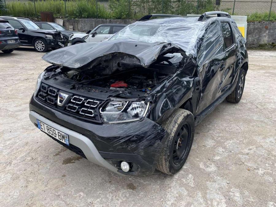 Черный Дачия Duster 2017 в Таураге, объемом двигателя 1.46 л и пробегом 146 тыс. км за 3800 €, фото 3 на AUTOMOTO.COM.LV