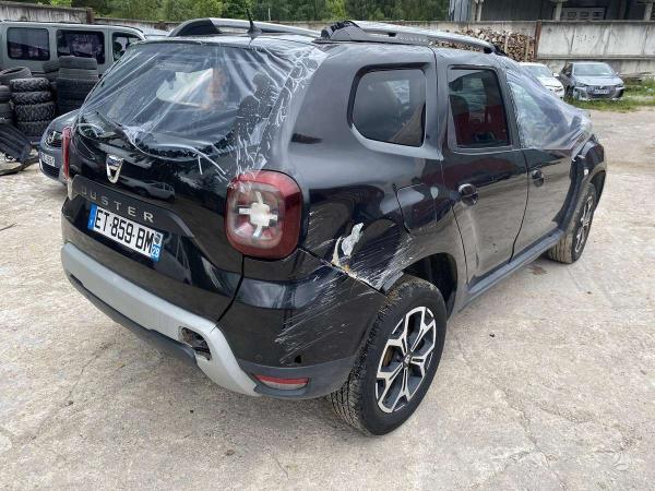 Melns Dacia Duster 2017 Tauragė, ar dzinēja tilpumu 1.46 L un nobraukumu 146 tūkst. km par 3800 €, foto 3 vietnē AUTOMOTO.COM.LV