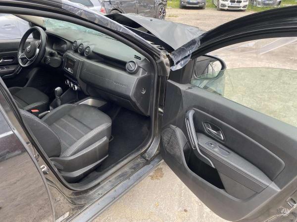 Melns Dacia Duster 2017 Tauragė, ar dzinēja tilpumu 1.46 L un nobraukumu 146 tūkst. km par 3800 €, foto 9 vietnē AUTOMOTO.COM.LV
