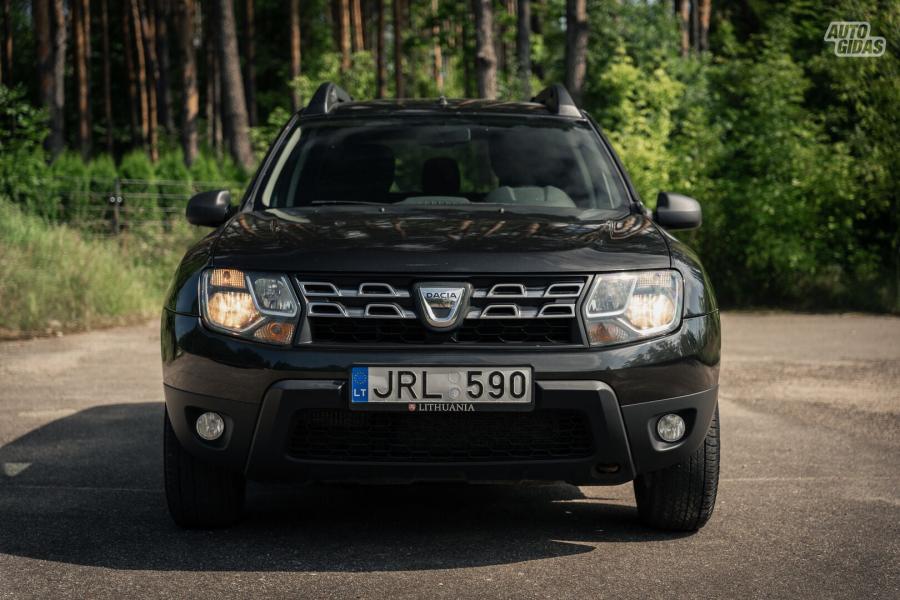 Black Dacia Duster 2017 in Vilnius, with an engine capacity of 1.50 L and mileage of 227 thousand km for 8500 €, photo 14 on AUTOMOTO.COM.LV