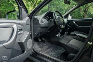 Black Dacia Duster 2017 in Vilnius, with an engine capacity of 1.50 L and mileage of 227 thousand km for 8500 €, photo 21 on AUTOMOTO.COM.LV