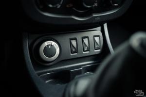 Black Dacia Duster 2017 in Vilnius, with an engine capacity of 1.50 L and mileage of 227 thousand km for 8500 €, photo 22 on AUTOMOTO.COM.LV