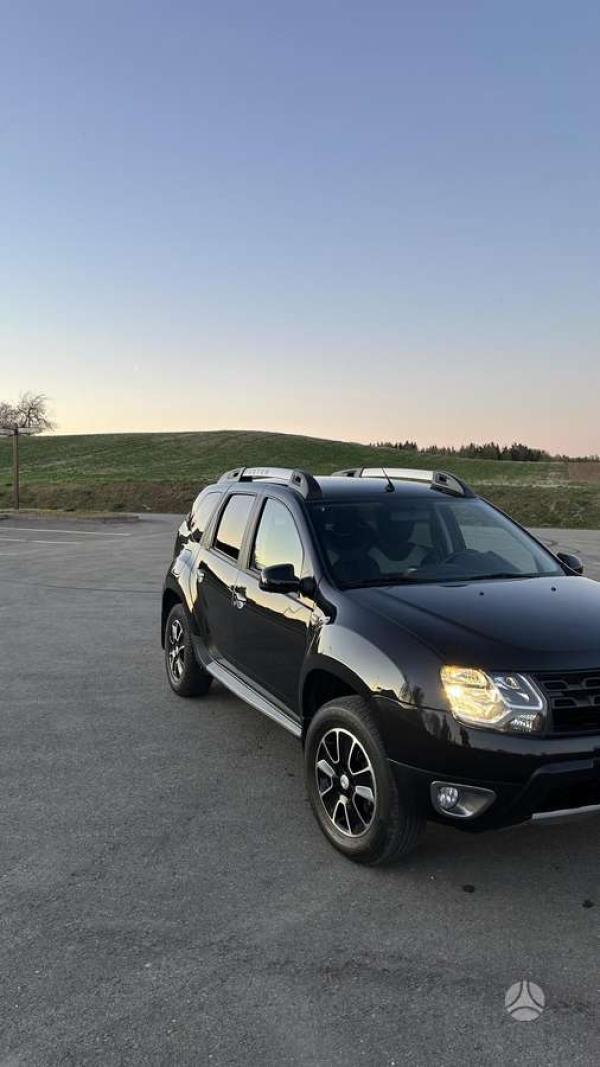 Melns Dacia Duster 2017 Kauņa, ar dzinēja tilpumu 1.20 L un nobraukumu 75 tūkst. km par 9330 €, foto 1 vietnē AUTOMOTO.COM.LV