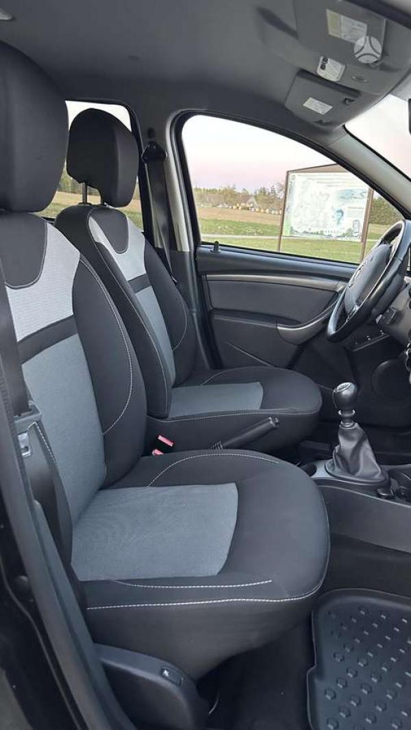 Melns Dacia Duster 2017 Kauņa, ar dzinēja tilpumu 1.20 L un nobraukumu 75 tūkst. km par 9330 €, foto 9 vietnē AUTOMOTO.COM.LV