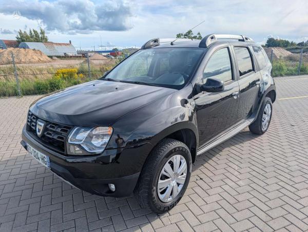 Черный Дачия Duster 2017 в Таураге, объемом двигателя 1.50 л и пробегом 232 тыс. км за 5500 €, фото 1 на AUTOMOTO.COM.LV