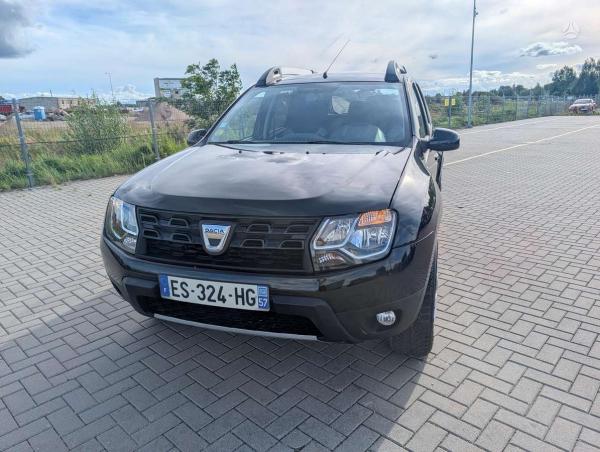 Черный Дачия Duster 2017 в Таураге, объемом двигателя 1.50 л и пробегом 232 тыс. км за 5500 €, фото 3 на AUTOMOTO.COM.LV
