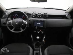 Black Dacia Duster 2018 in Vilnius, with an engine capacity of 1.20 L and mileage of 105 thousand km for 9699 €, photo 3 on AUTOMOTO.COM.LV