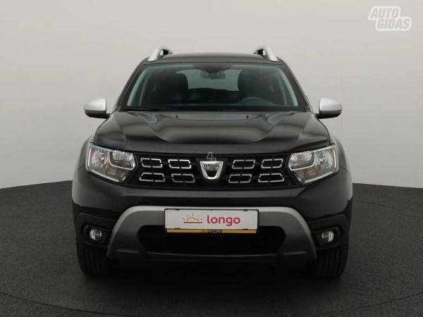 Black Dacia Duster 2018 in Vilnius, with an engine capacity of 1.20 L and mileage of 105 thousand km for 9699 €, photo 3 on AUTOMOTO.COM.LV
