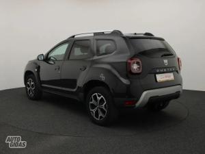 Black Dacia Duster 2018 in Vilnius, with an engine capacity of 1.20 L and mileage of 105 thousand km for 9699 €, photo 8 on AUTOMOTO.COM.LV