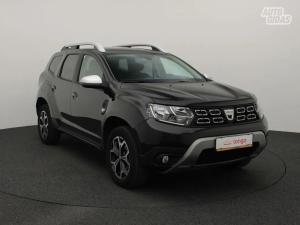 Black Dacia Duster 2018 in Vilnius, with an engine capacity of 1.20 L and mileage of 105 thousand km for 9699 €, photo 11 on AUTOMOTO.COM.LV