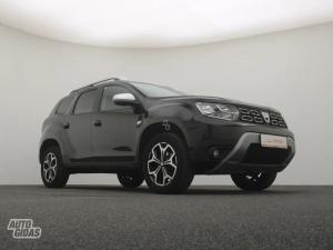 Black Dacia Duster 2018 in Vilnius, with an engine capacity of 1.20 L and mileage of 105 thousand km for 9699 €, photo 12 on AUTOMOTO.COM.LV