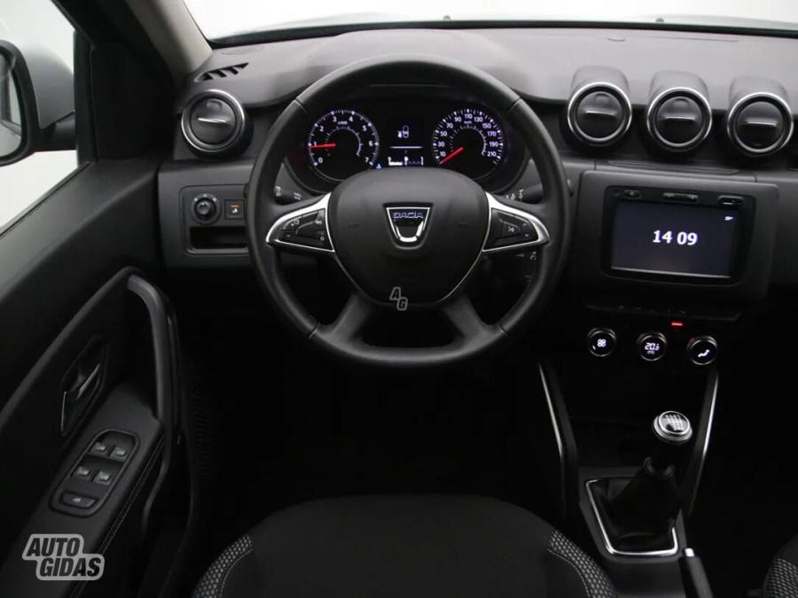 Black Dacia Duster 2018 in Vilnius, with an engine capacity of 1.20 L and mileage of 105 thousand km for 9699 €, photo 18 on AUTOMOTO.COM.LV