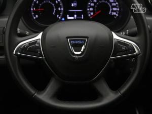 Black Dacia Duster 2018 in Vilnius, with an engine capacity of 1.20 L and mileage of 105 thousand km for 9699 €, photo 19 on AUTOMOTO.COM.LV