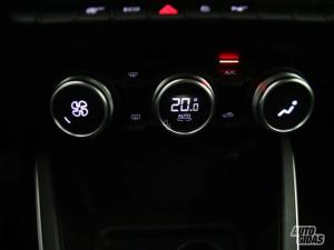Black Dacia Duster 2018 in Vilnius, with an engine capacity of 1.20 L and mileage of 105 thousand km for 9699 €, photo 21 on AUTOMOTO.COM.LV