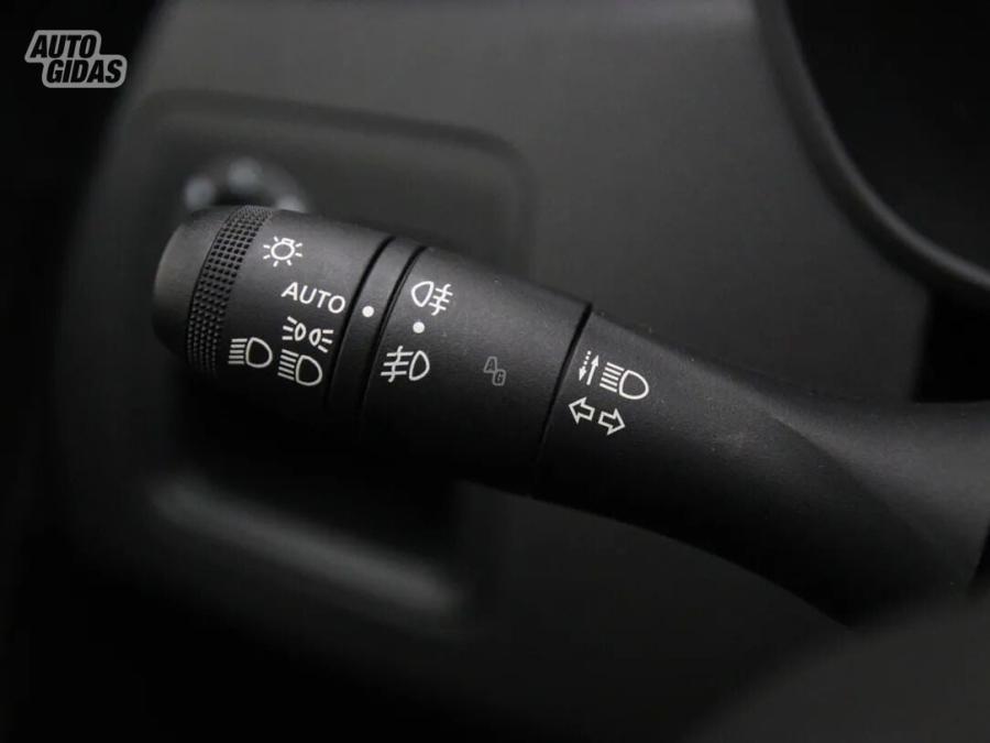 Black Dacia Duster 2018 in Vilnius, with an engine capacity of 1.20 L and mileage of 105 thousand km for 9699 €, photo 27 on AUTOMOTO.COM.LV