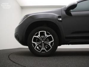 Black Dacia Duster 2018 in Vilnius, with an engine capacity of 1.20 L and mileage of 105 thousand km for 9699 €, photo 28 on AUTOMOTO.COM.LV