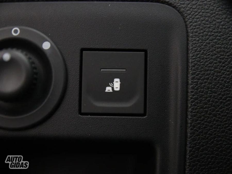 Black Dacia Duster 2018 in Vilnius, with an engine capacity of 1.20 L and mileage of 105 thousand km for 9699 €, photo 29 on AUTOMOTO.COM.LV