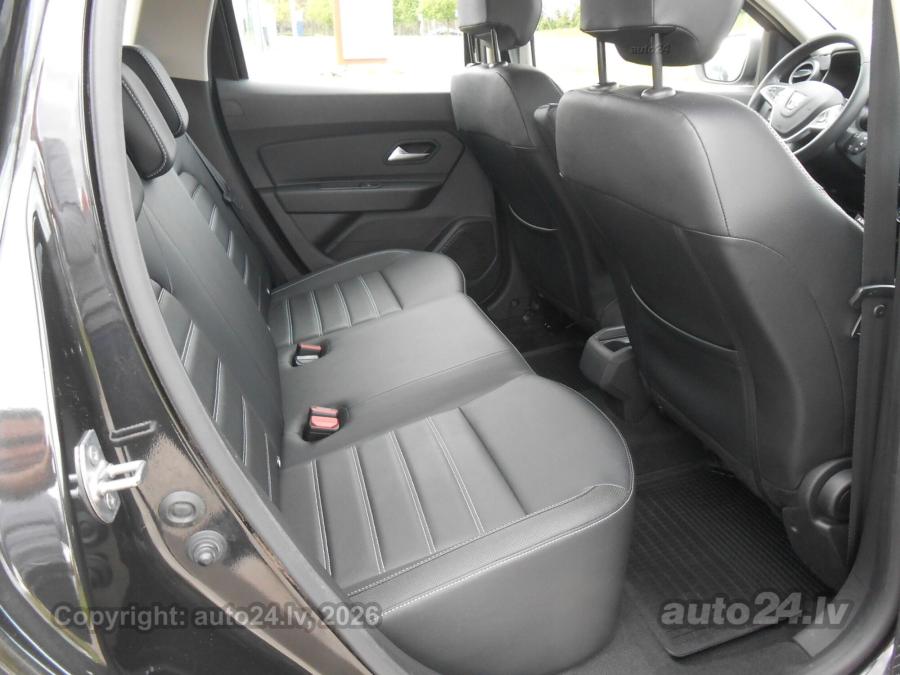 Black Dacia Duster 2019 in Viljandi, with an engine capacity of 1.30 L and mileage of 84 thousand km for 9990 €, photo 13 on AUTOMOTO.COM.LV