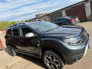 Черный Дачия Duster 2019 в Клайпеда, объемом двигателя 1.60 л и пробегом 110 тыс. км за 9200 €, фото 3 на AUTOMOTO.COM.LV