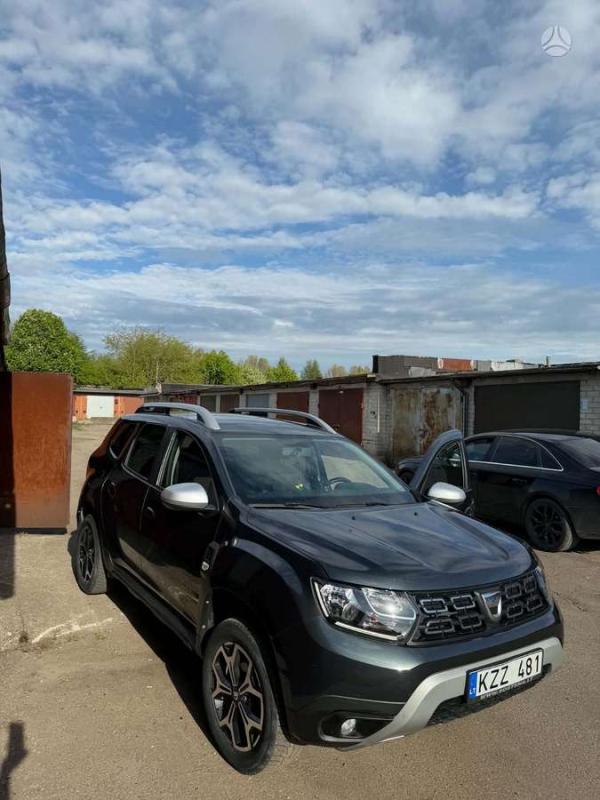 Black Dacia Duster 2019 in Klaipeda, with an engine capacity of 1.60 L and mileage of 110 thousand km for 9200 €, photo 6 on AUTOMOTO.COM.LV