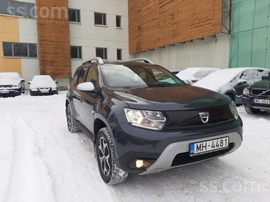 Black Dacia Duster 2020 in Daugavpils, with an engine capacity of 1.50 L and mileage of 0 thousand km for 10250 €, photo 3 on AUTOMOTO.COM.LV