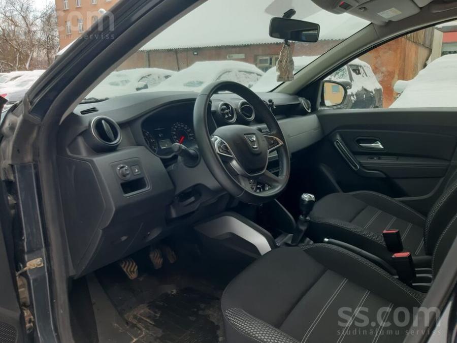 Black Dacia Duster 2020 in Daugavpils, with an engine capacity of 1.50 L and mileage of 0 thousand km for 10250 €, photo 13 on AUTOMOTO.COM.LV