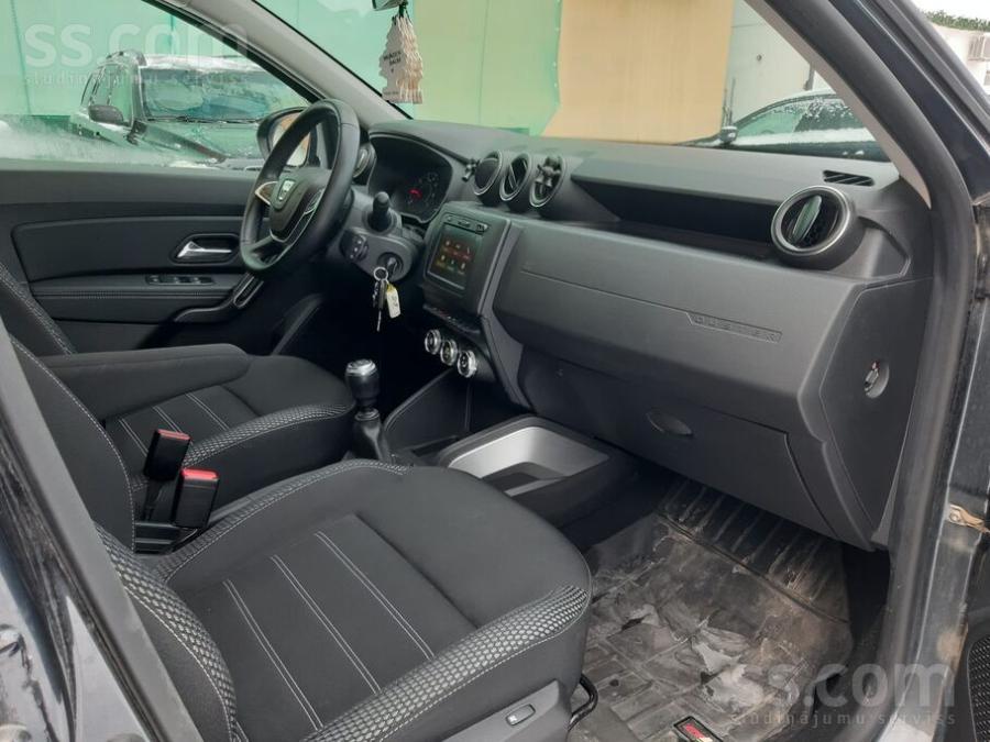 Black Dacia Duster 2020 in Daugavpils, with an engine capacity of 1.50 L and mileage of 0 thousand km for 10250 €, photo 29 on AUTOMOTO.COM.LV