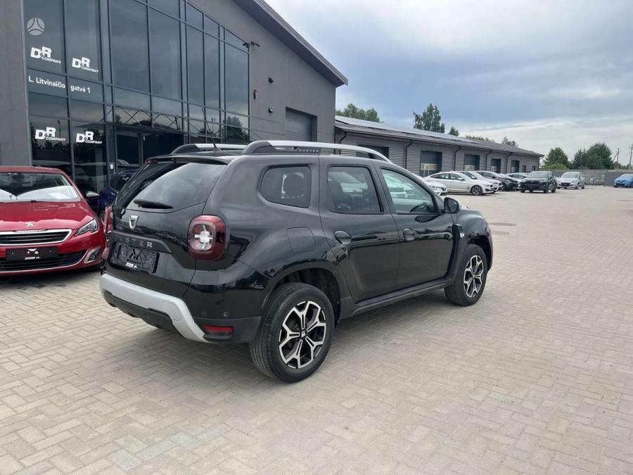 Black Dacia Duster 2020 in Taurage, with an engine capacity of 1.46 L and mileage of 214 thousand km for 7800 €, photo 10 on AUTOMOTO.COM.LV
