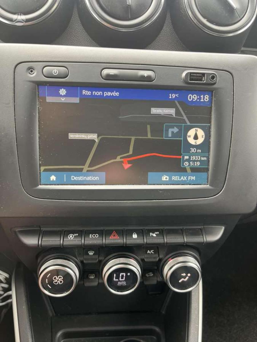 Black Dacia Duster 2020 in Taurage, with an engine capacity of 1.46 L and mileage of 214 thousand km for 7800 €, photo 25 on AUTOMOTO.COM.LV