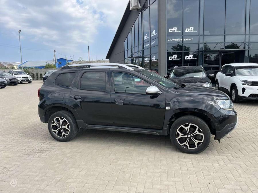 Black Dacia Duster 2020 in Taurage, with an engine capacity of 1.50 L and mileage of 214 thousand km for 7800 €, photo 6 on AUTOMOTO.COM.LV