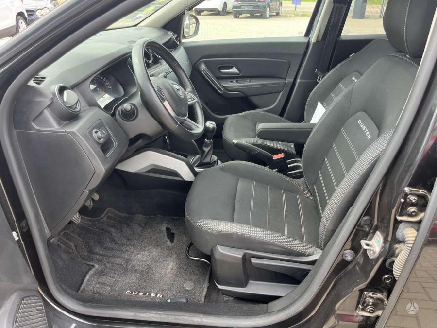 Black Dacia Duster 2020 in Taurage, with an engine capacity of 1.50 L and mileage of 214 thousand km for 7800 €, photo 14 on AUTOMOTO.COM.LV