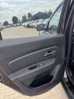 Black Dacia Duster 2020 in Taurage, with an engine capacity of 1.50 L and mileage of 214 thousand km for 7800 €, photo 19 on AUTOMOTO.COM.LV
