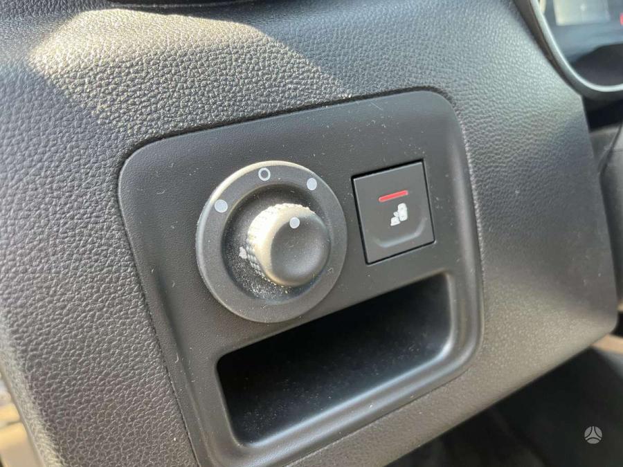 Black Dacia Duster 2020 in Taurage, with an engine capacity of 1.46 L and mileage of 214 thousand km for 7800 €, photo 22 on AUTOMOTO.COM.LV