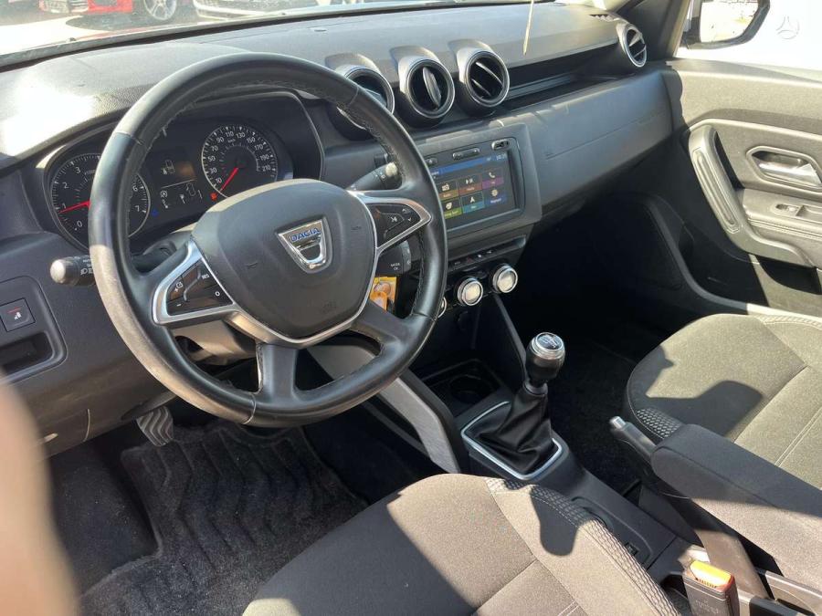 Black Dacia Duster 2020 in Taurage, with an engine capacity of 1.46 L and mileage of 214 thousand km for 7800 €, photo 23 on AUTOMOTO.COM.LV