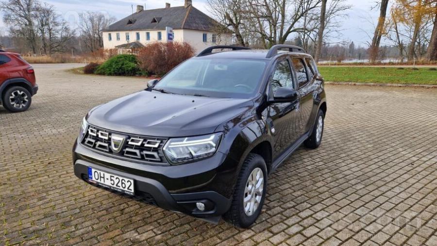 Black Dacia Duster 2021 in Madona, with an engine capacity of 1.00 L and mileage of 81 thousand km for 10800 €, photo 1 on AUTOMOTO.COM.LV
