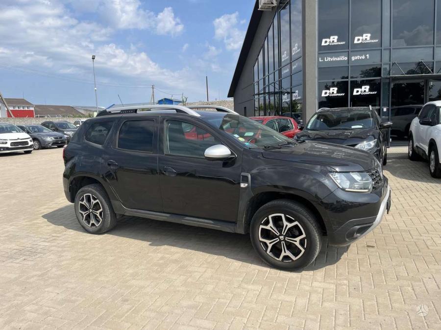 Черный Дачия Duster 2021 в Таураге, объемом двигателя 1.46 л и пробегом 192 тыс. км за 7900 €, фото 1 на AUTOMOTO.COM.LV