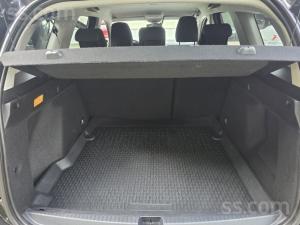 Black Dacia Duster 2023 in Riga, with an engine capacity of 1.00 L and mileage of 85 thousand km for 12850 €, photo 5 on AUTOMOTO.COM.LV