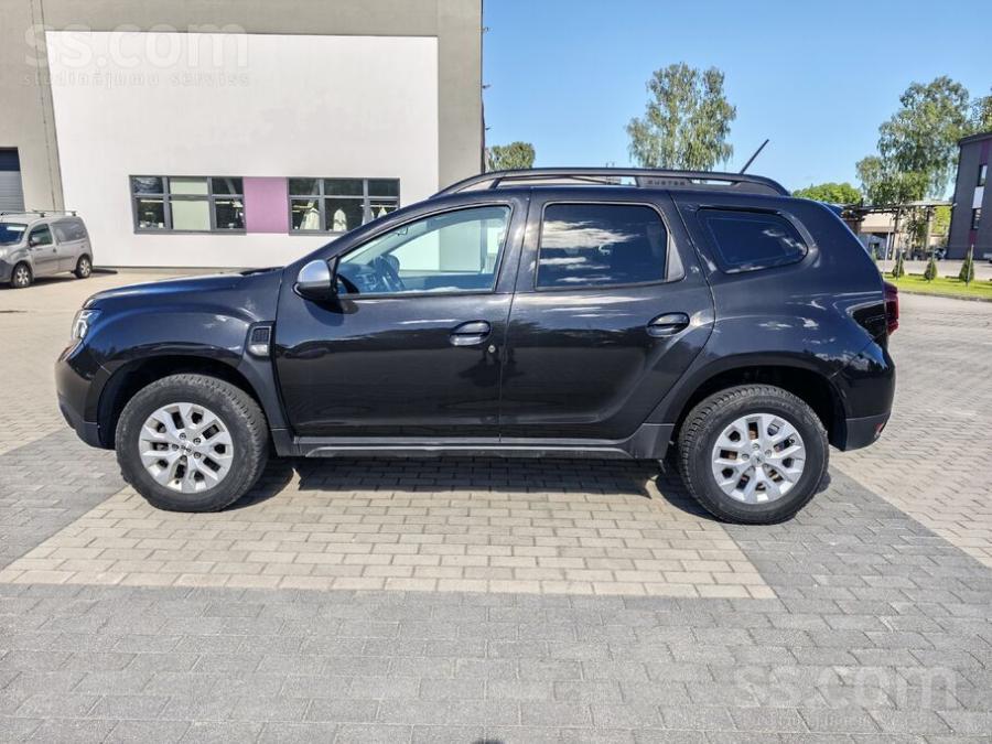 Black Dacia Duster 2024 in Riga, with an engine capacity of 1.50 L and mileage of 91 thousand km for 17500 €, photo 3 on AUTOMOTO.COM.LV