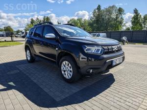 Black Dacia Duster 2024 in Riga, with an engine capacity of 1.50 L and mileage of 91 thousand km for 17500 €, photo 8 on AUTOMOTO.COM.LV